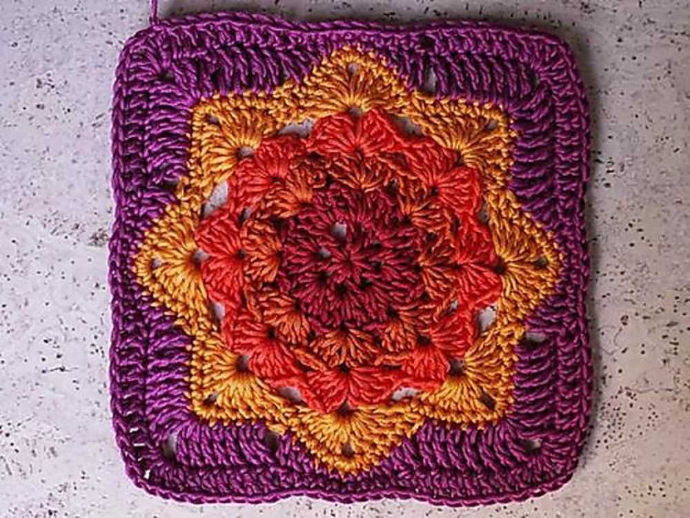 Modern Twist on a Classic: Granny Square Blanket Knitting Pattern