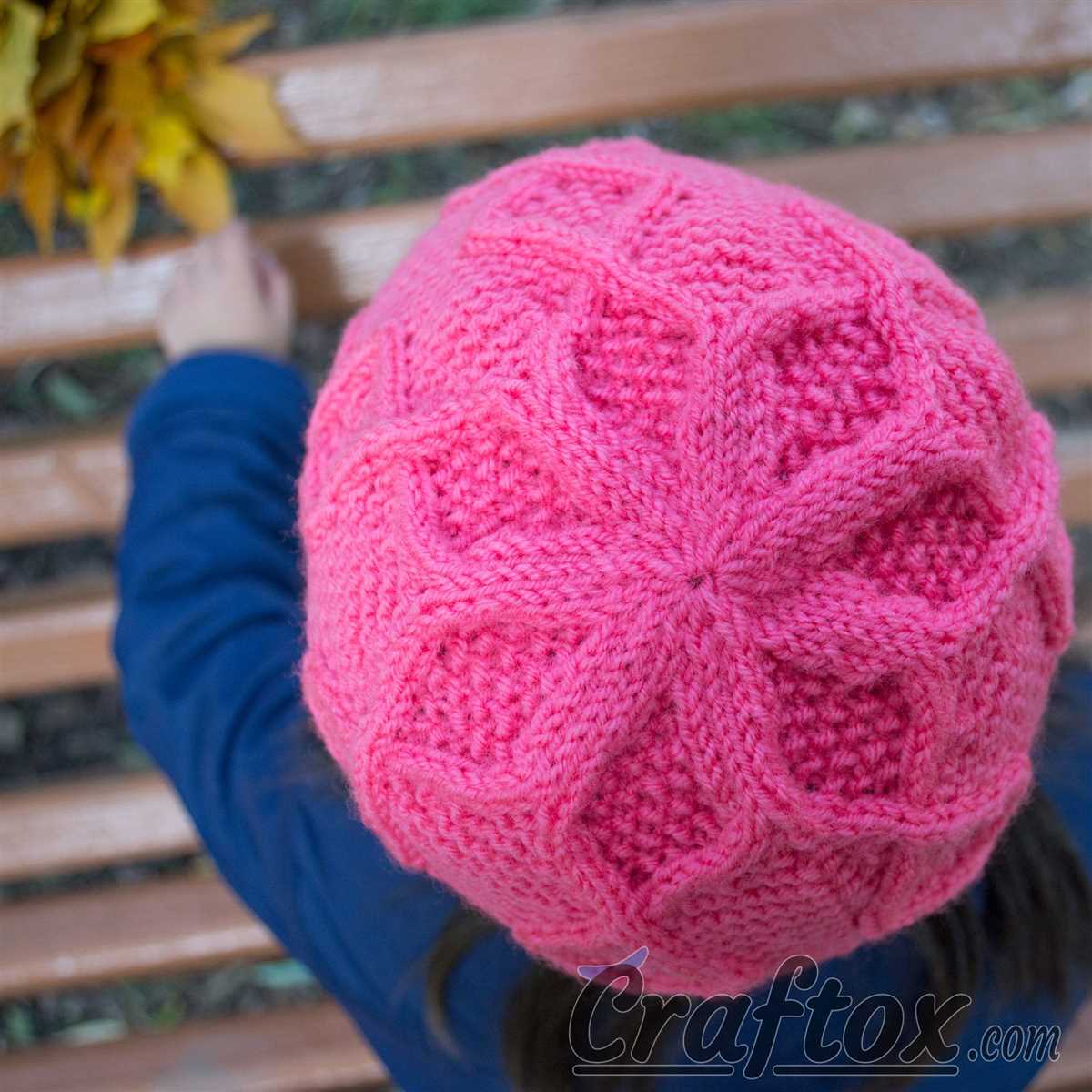 Knit a Cute Hat with Berry Motif