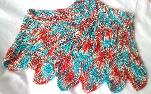10 Gorgeous Knitting Patterns to Showcase Variegated Yarn