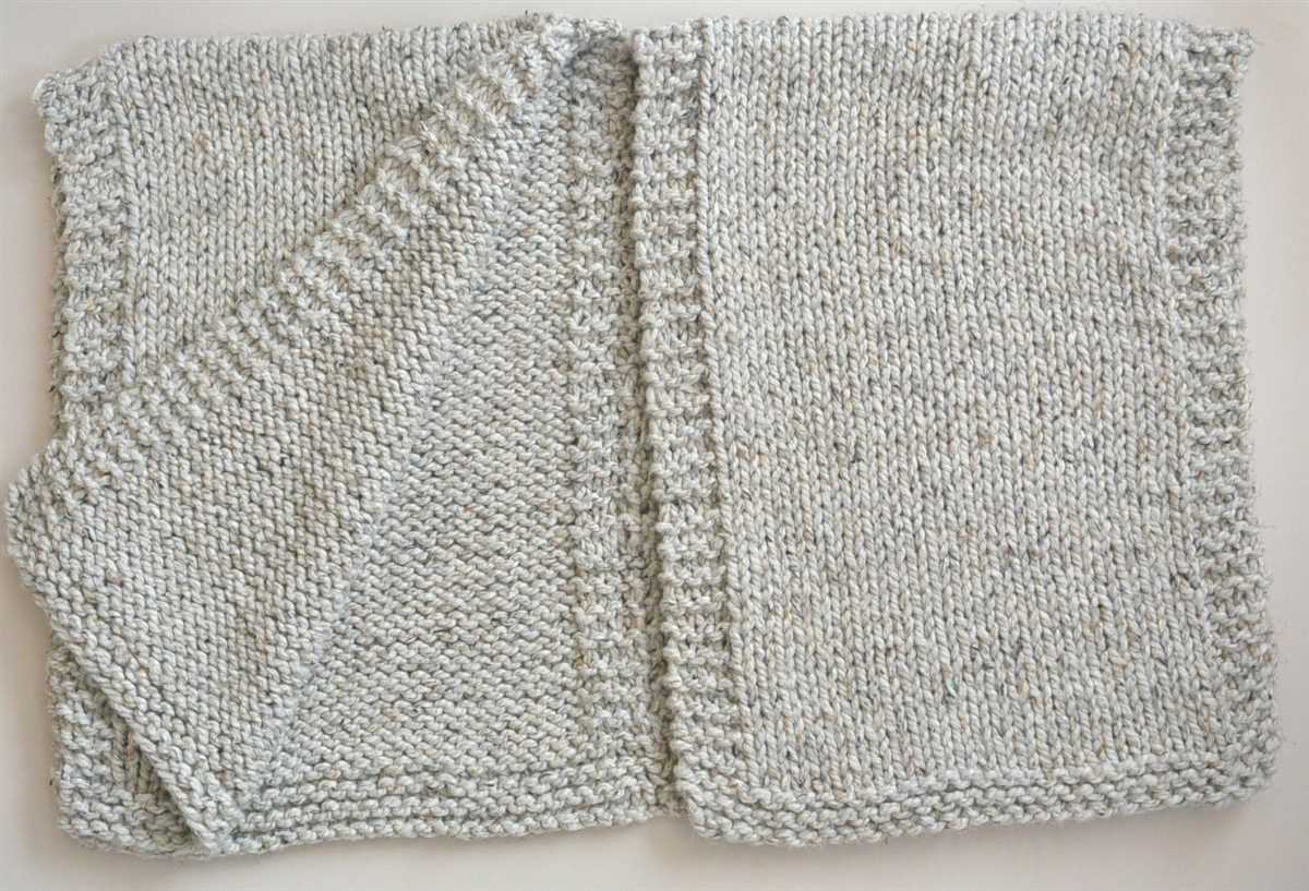 Cozy and stylish: a knitted kimono pattern you'll love