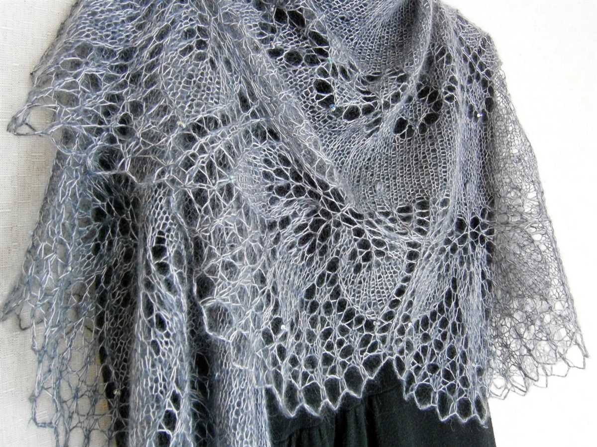 Graceful stitches: Create your own lace cape