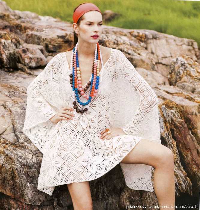 Stylish Lace Poncho Knitting Pattern
