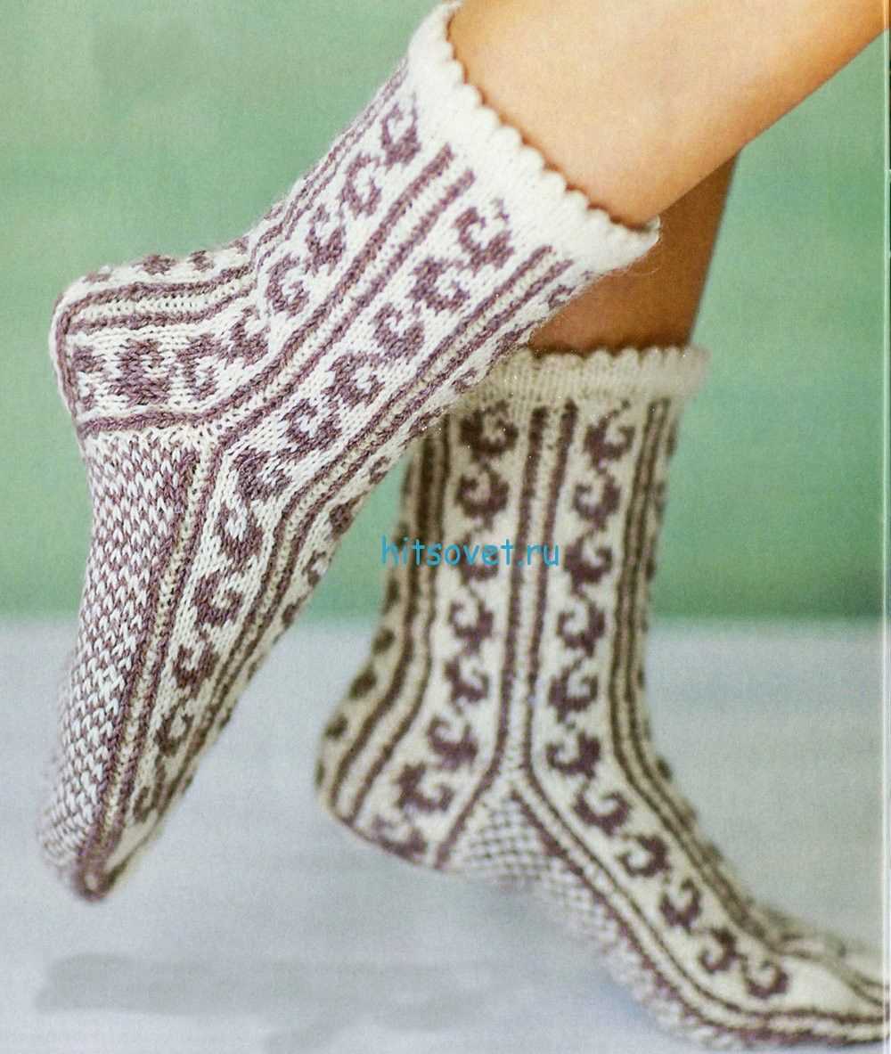 Discover a treasure trove of free knitting patterns with Novita