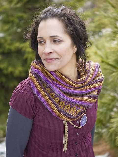 Stylish Colorwork Cowl: Knitting Pattern