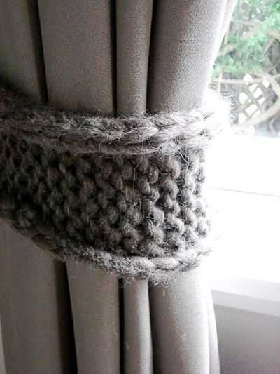 Stylish DIY: Knitted Curtain Tie Back Pattern