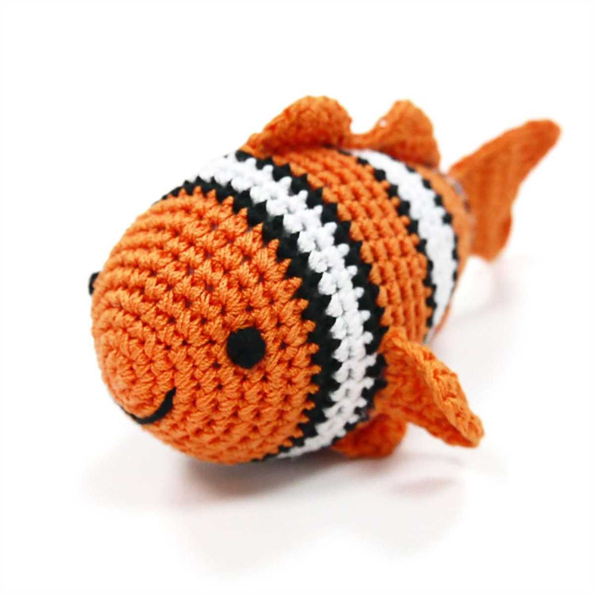 Knit a Cute Clown Fish with This Pattern