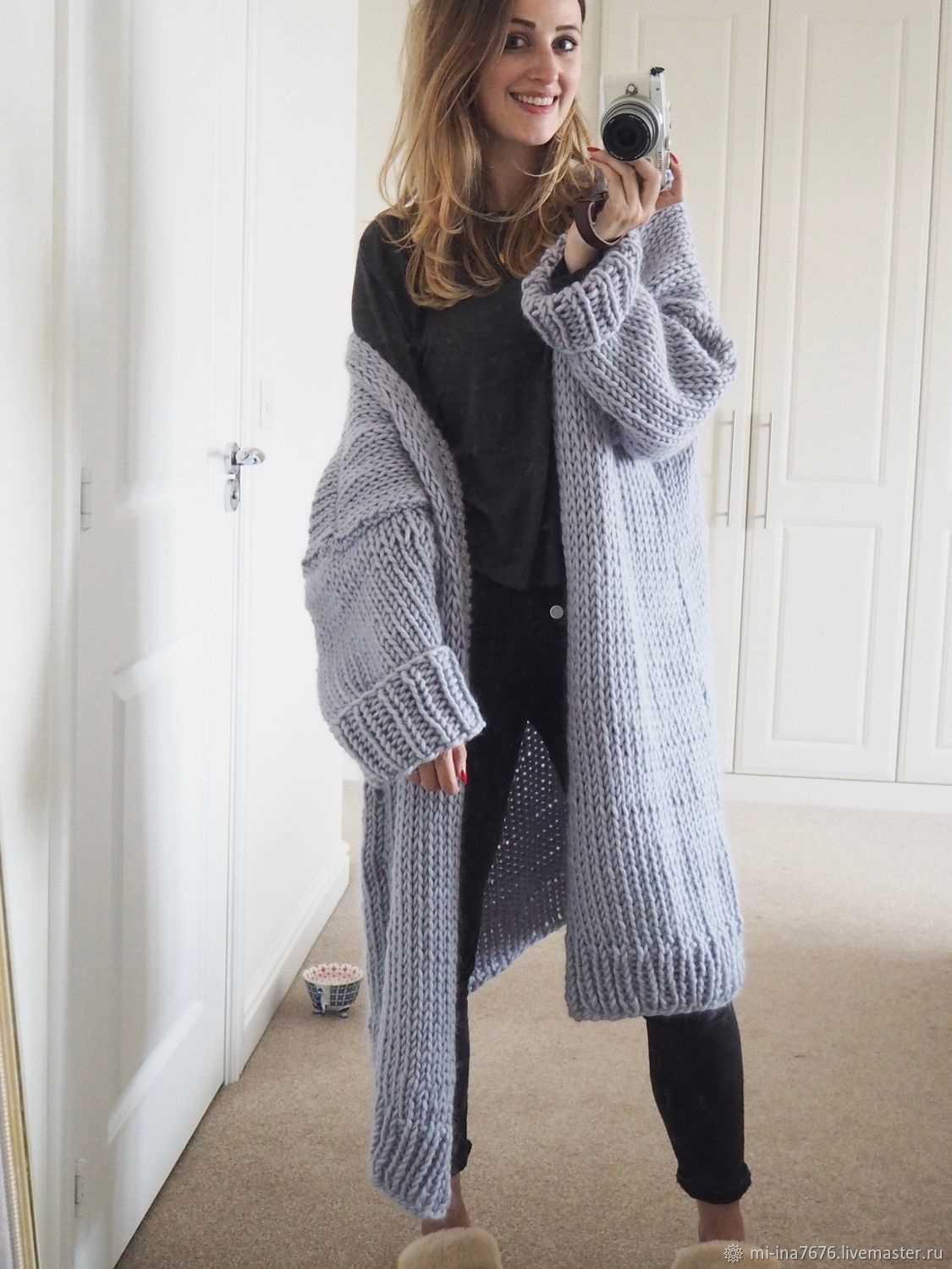 Cozy and Stylish: Knit Your Own Oversized Cardigan