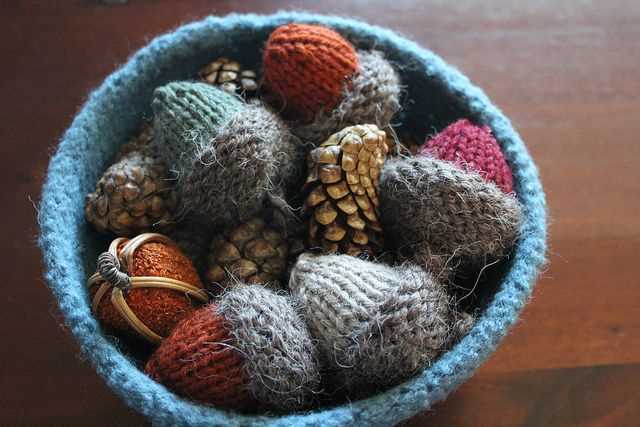 Cozy Autumn Craft: Knit Your Own Acorns