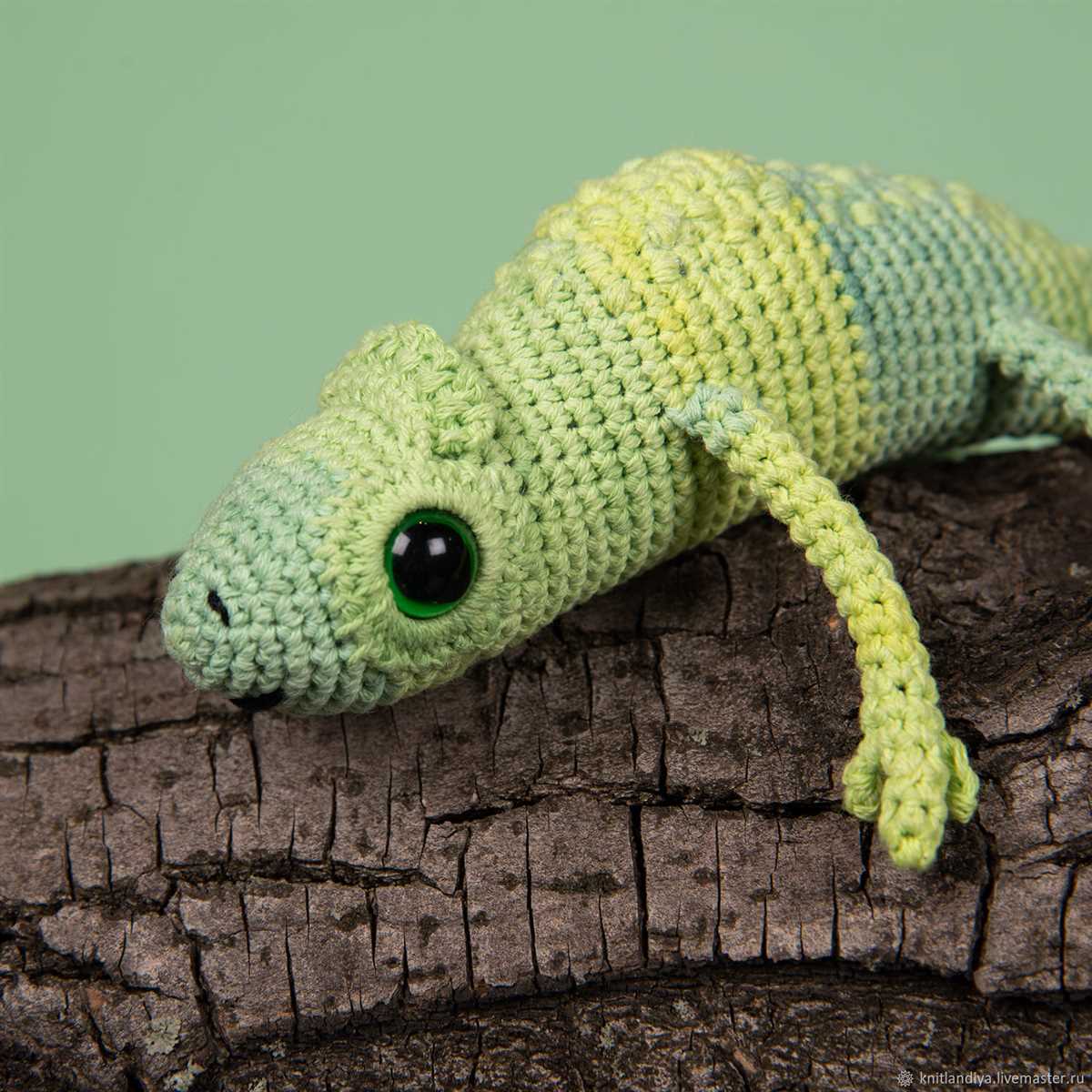 Free knitting pattern: Chameleon