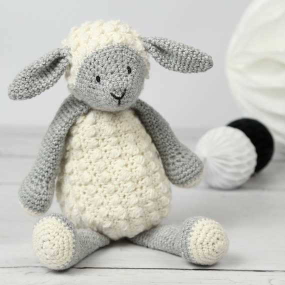 Lionel's Unique Knitting Pattern: Learn to Create a Cute Lamb