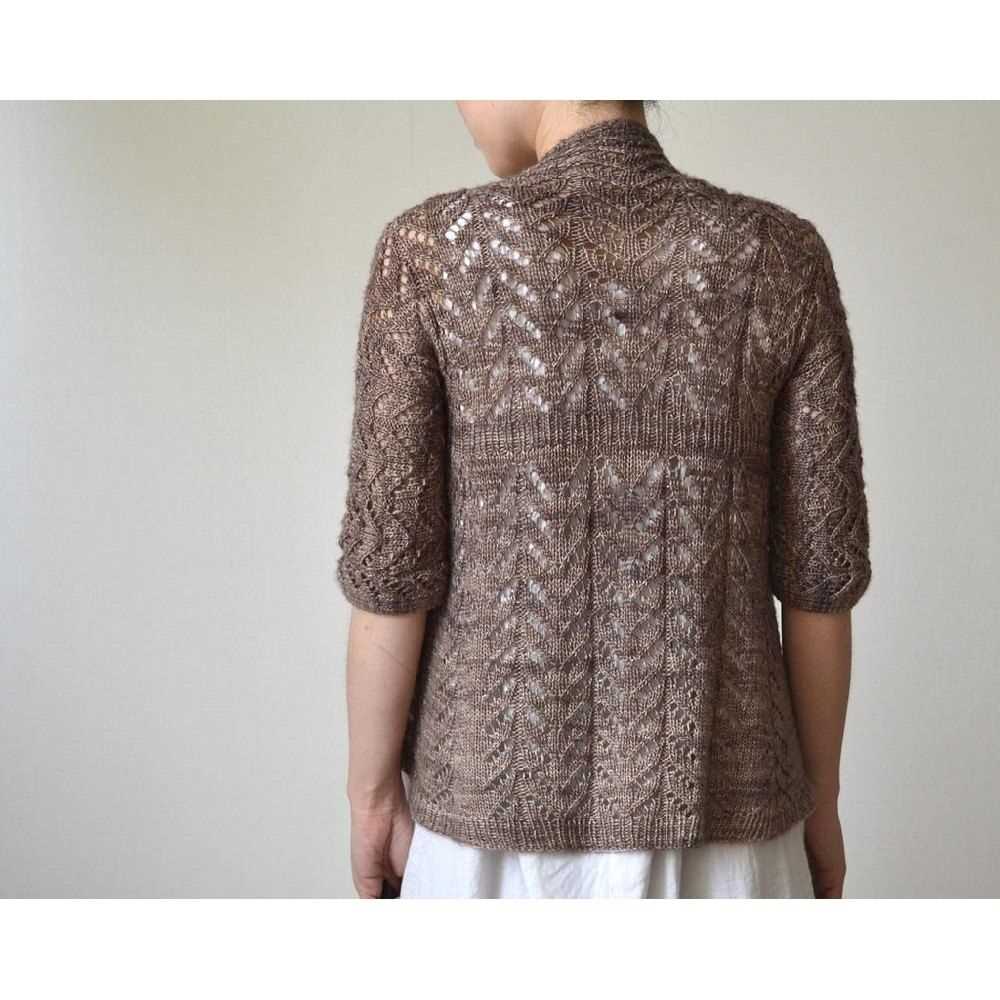 Simple and Stylish: A Free Knitting Pattern for an Open Front Cardigan