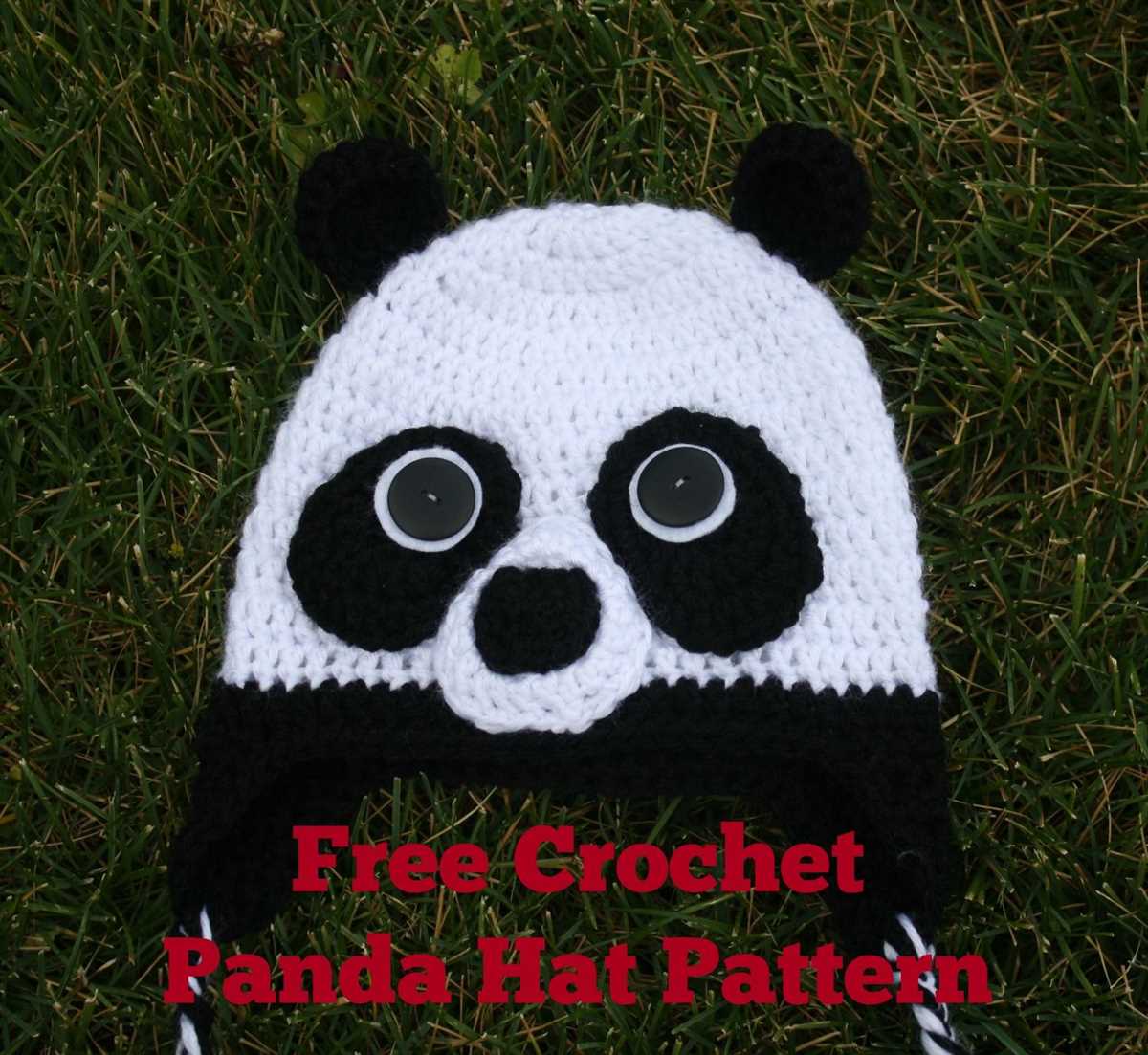 Cozy and Cute: Free Pattern for a Knitted Panda Hat