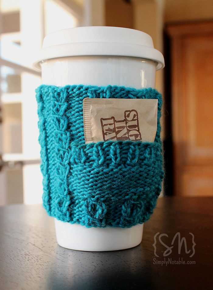 Cozy up your mug with this loom knit pattern