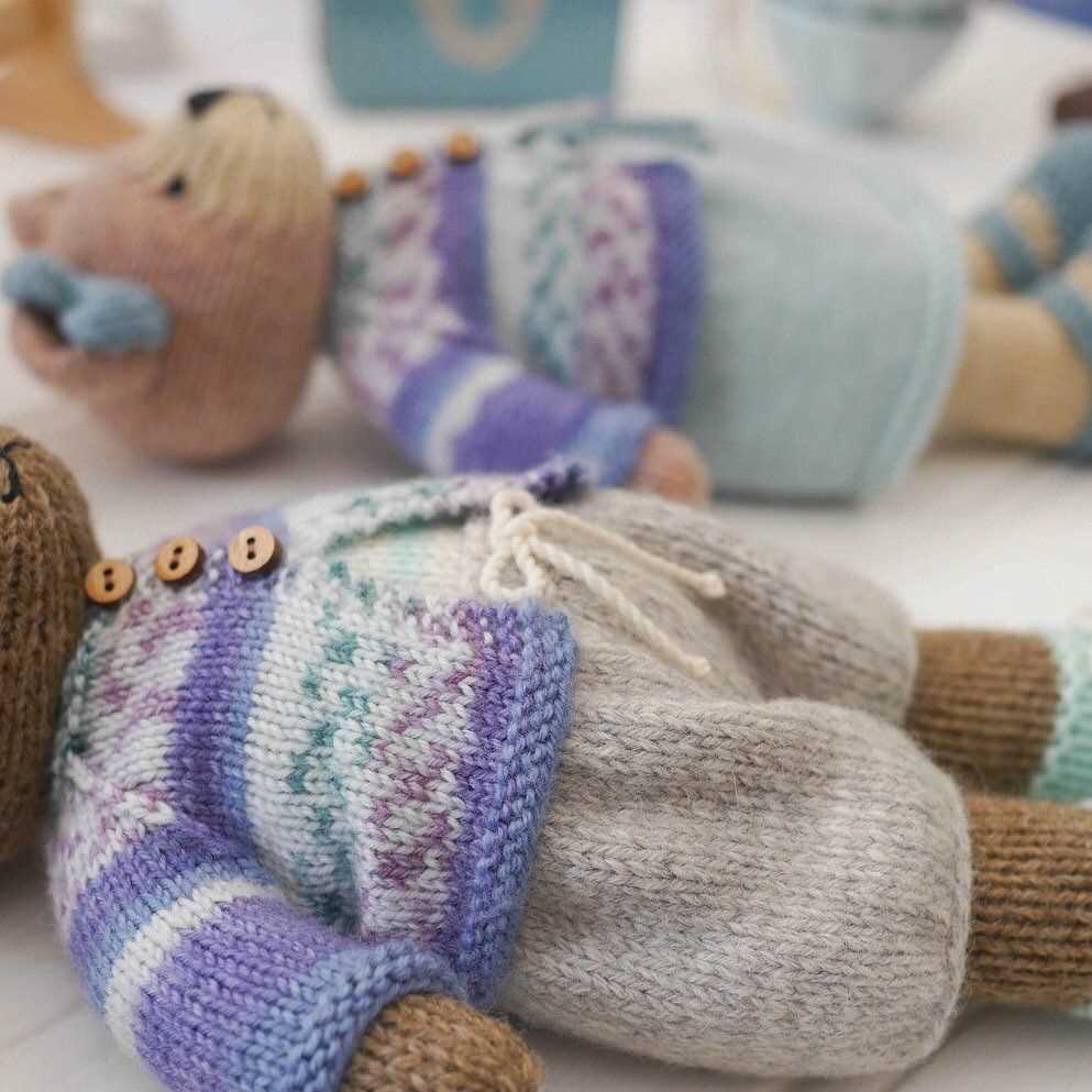 Beginner-friendly patterns for adorable knitted toys
