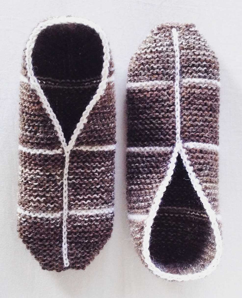 Cozy and Simple: Knit Your Own Garter Stitch Slippers