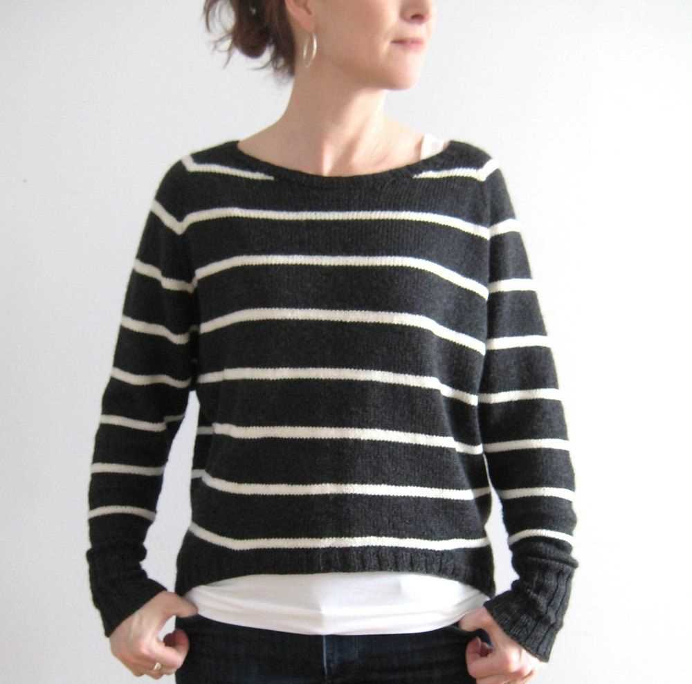 A Unique Knitting Pattern for a Robin Bird