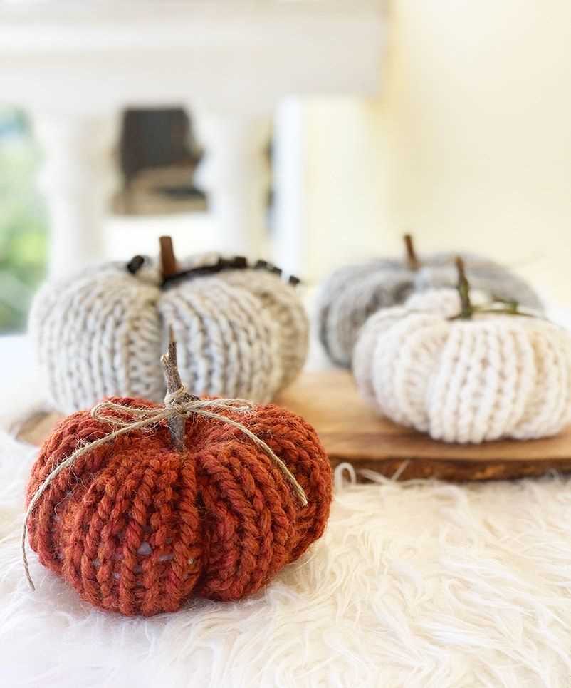 Knit a big pumpkin for free with this pattern