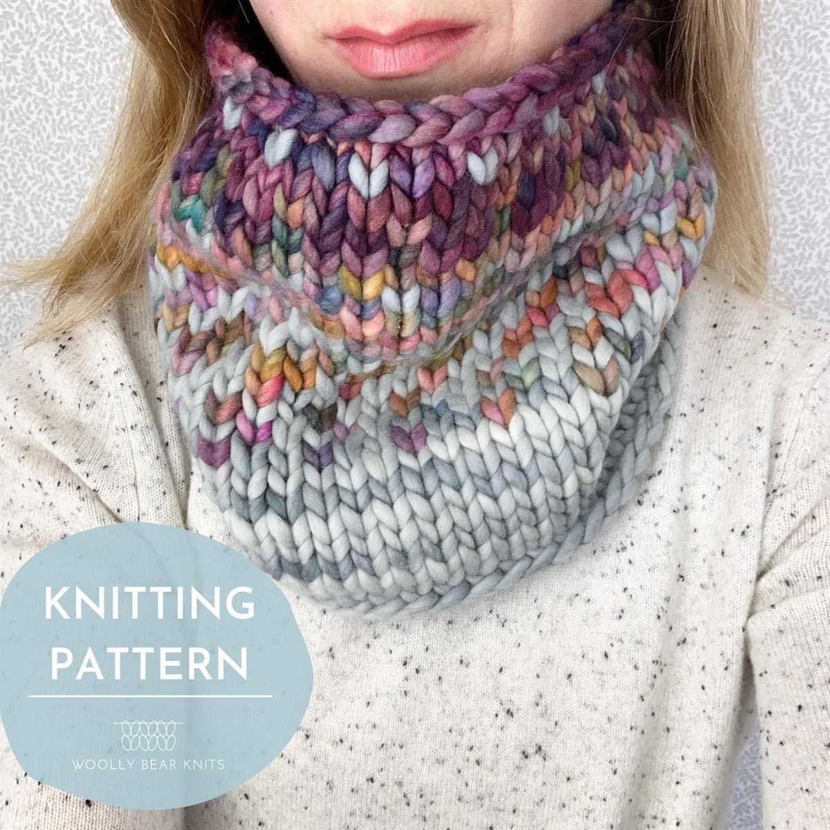 Cozy and Quick: Knit a Bulky Yarn Cowl with this Easy Pattern