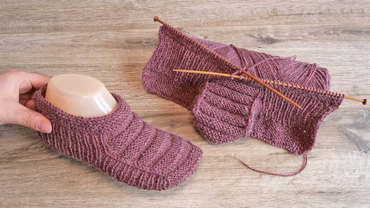 Simple and Stylish 2 needle slipper knitting pattern