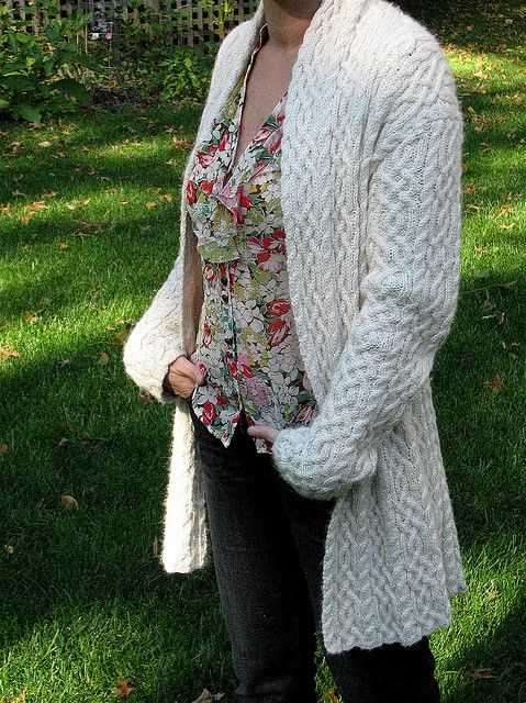 Free Knitting Pattern for a Worsted Weight Cardigan